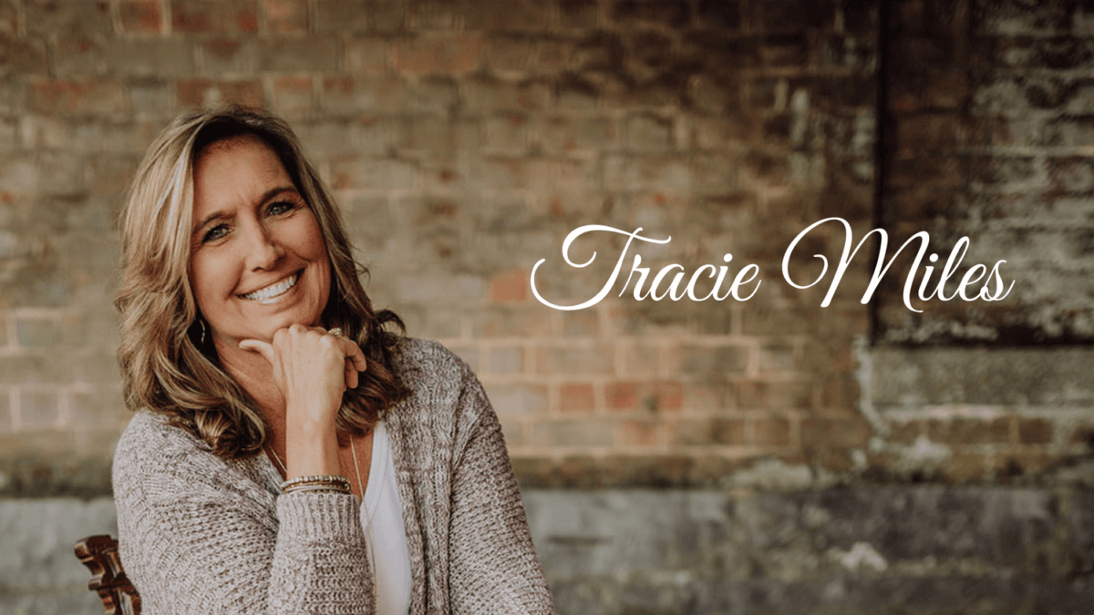 Blog Header(1) - Tracie Miles